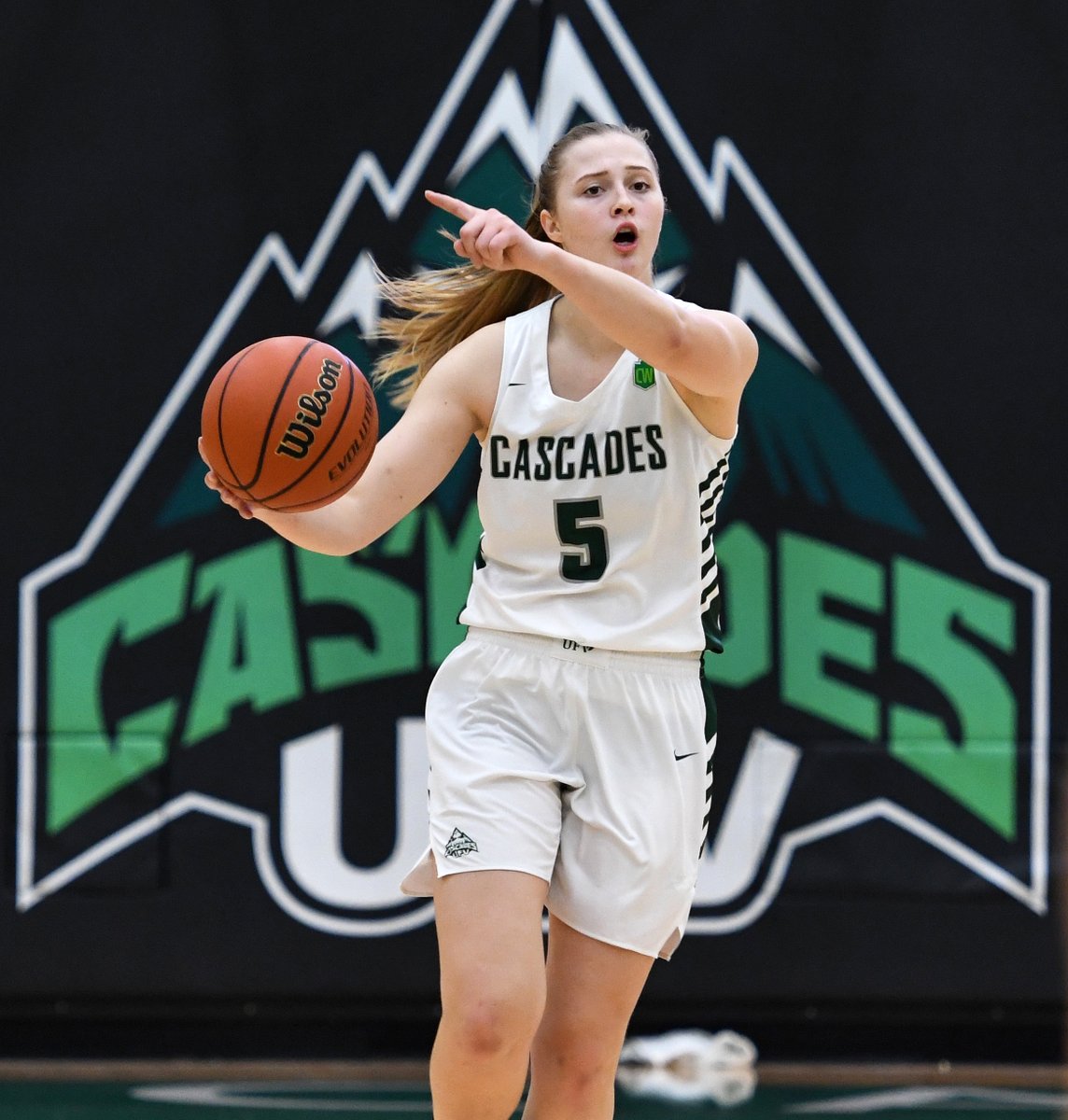 UFV/TWU Sports Thursday – Cascades and Spartans Start Hoops Weekend – FVN