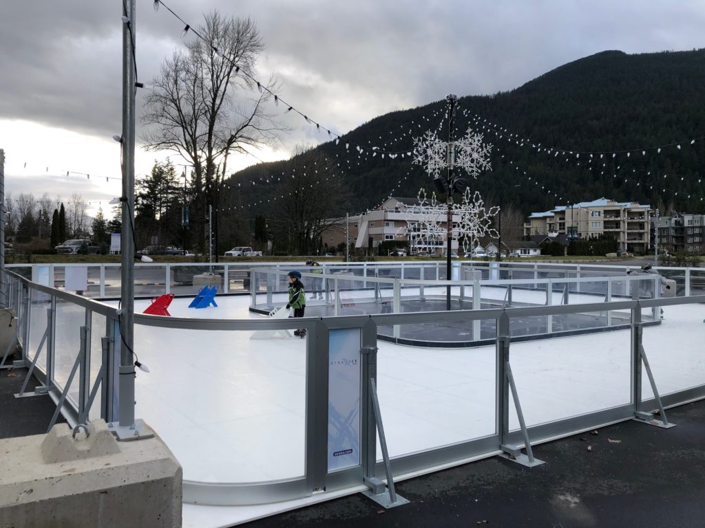Harrison’s Starlight Skating Rink Now Open on Esplanade – FVN