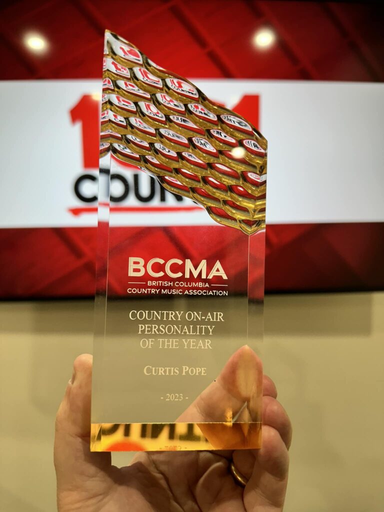 Country 107’s Curtis Pope Picks Up BCCMA Award – Duane Watson Was Not So Lucky – FVN
