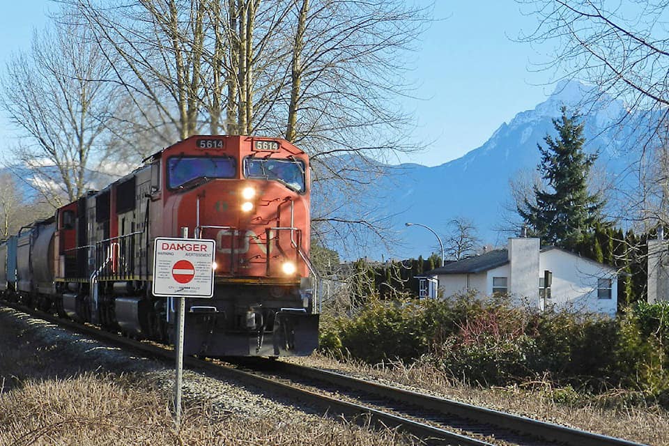 CN and CPKC Rail Lockout Workers – West Coast Express Passengers Can ...