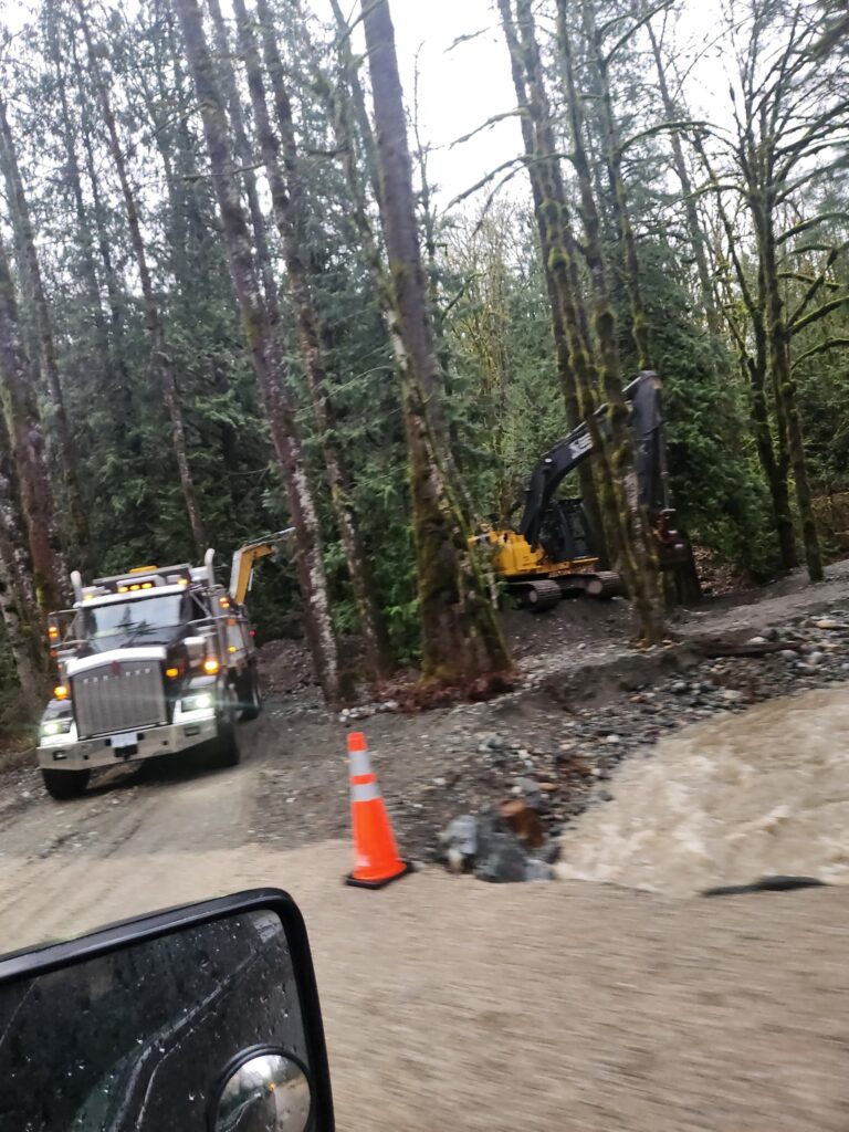 Work Continues on Flood Repair In Chilliwack River Valley – FVN
