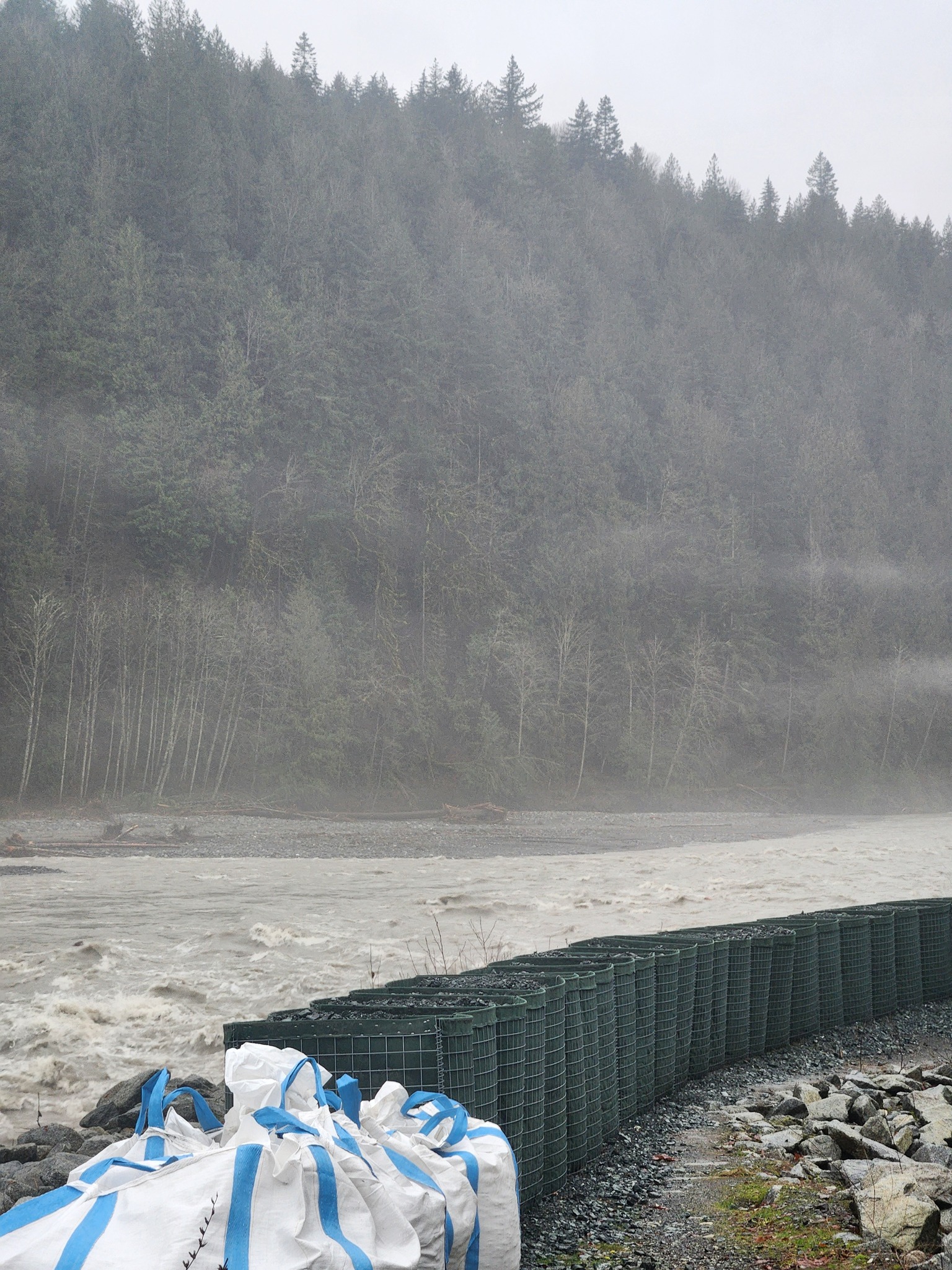 Work Continues on Flood Repair In Chilliwack River Valley – FVN