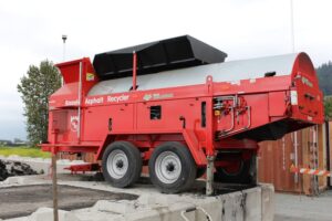 City of Chilliwack Crews Now Recycle Asphalt for Pothole Repairs – FVN